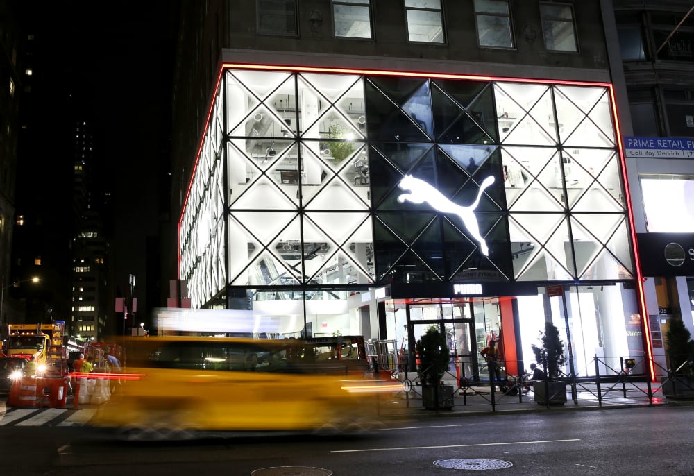 Flagship da Puma nos EUA tem estúdio de personalização - CM