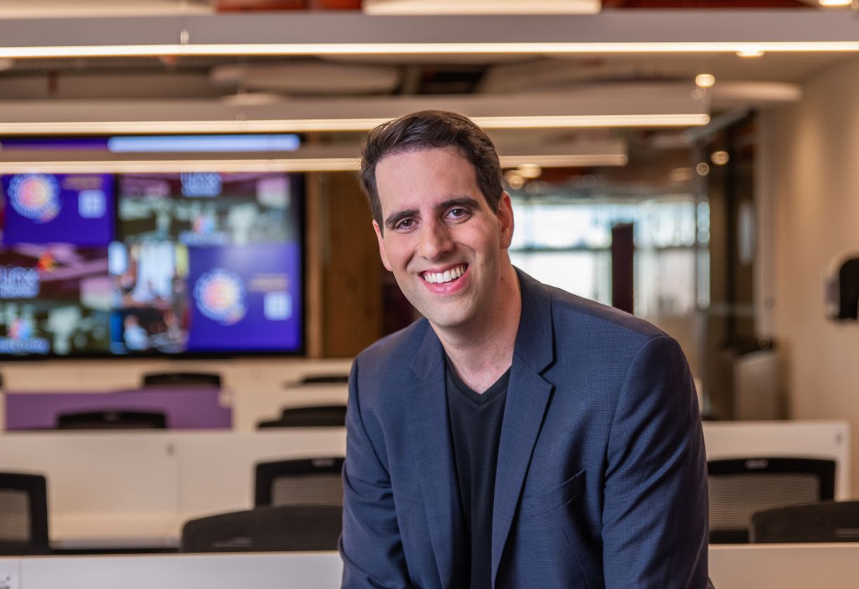 Principal batalha no varejo brasileiro é conveniência, afirma Tiago Mello, da Linx/Stone - CM