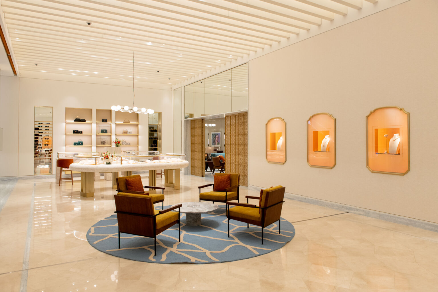 Bulgari abre maior flagship da América Latina no epicentro